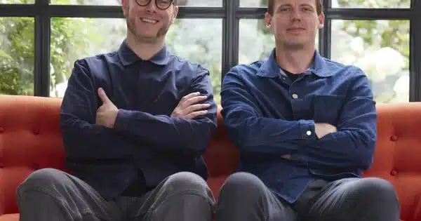 Qui est Yann Dernaucourt, le fiancé de Lorie ? - Mag-paris.org